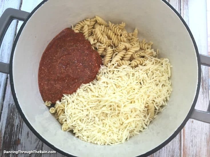 Easy Pepperoni Pasta Bake - Dancing Through the Rain